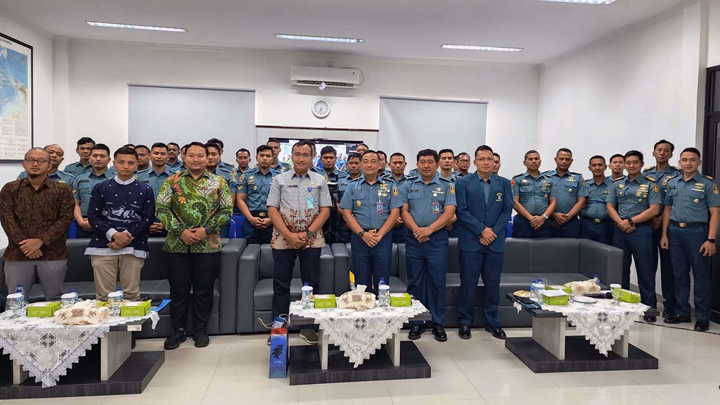 Membangun Pemahaman Geospasial di STTAL